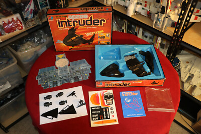 milton bradley starbird intruder rare mint euro version. vintage space ...