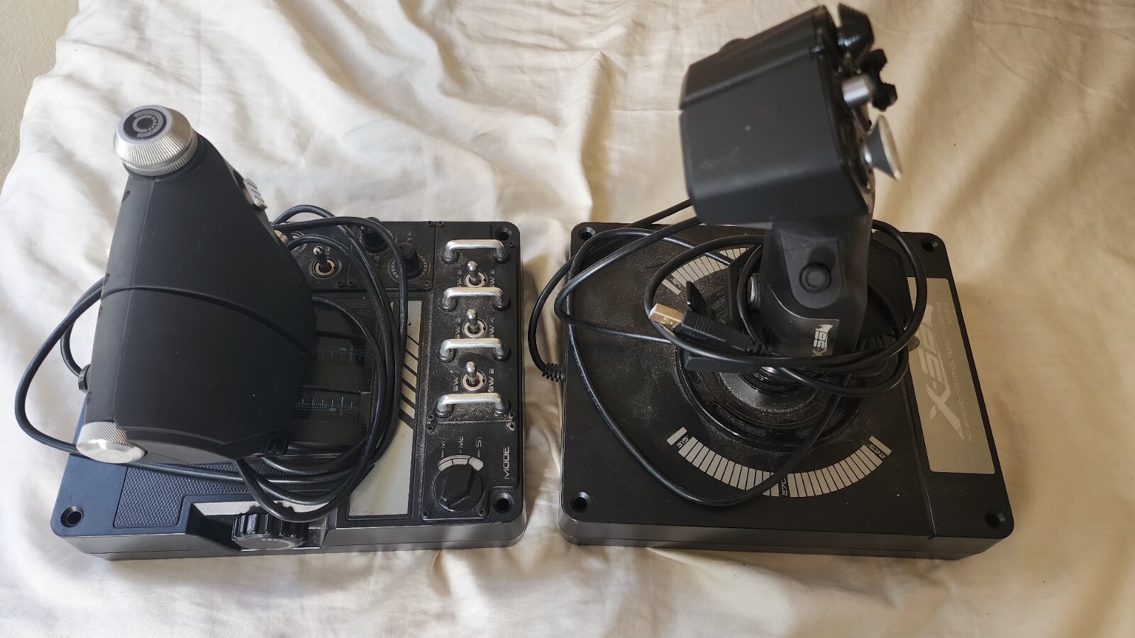 Logitech X56 H.o.t.a.s. RGB Throttle and Stick Simulation Controller ...