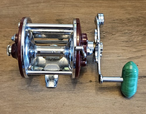 Vintage Penn Peerless No 9 Fishing Reel Level Wind Made in USA BURGUNDY ...
