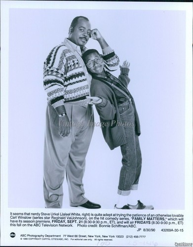 1990 Photo Reginald Veljohnson & Jaleel White On Comedy Family Matters ...