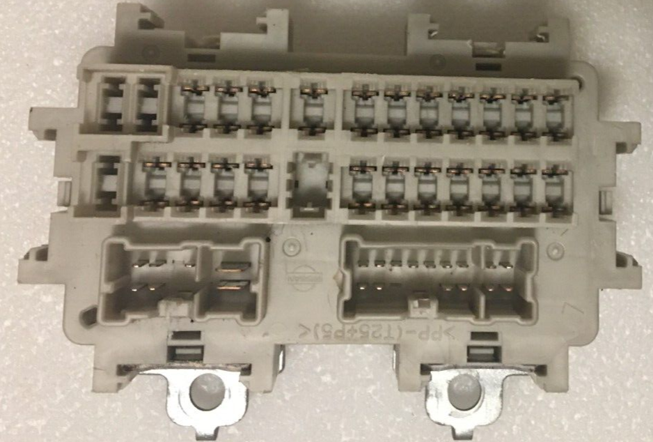 AB82 2003-2009 Nissan 350z Interior Cab Fuse Box OEM | eBay