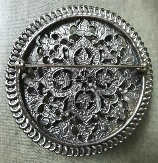 Large Ornate Round Vintage Art Nouveau Floral Flowers Brooch Pin | eBay