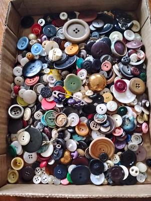 Vtg Old Buttons Lot #3 Mixed Colors Sizes 50-60-70's Sewing Crafts ...