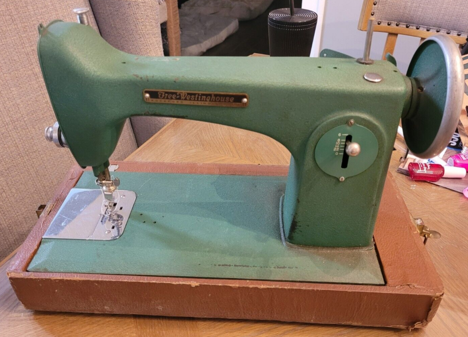 Free-Westinghouse Sewing Machine Round Bobbin Rotary LLC (Untested) | eBay