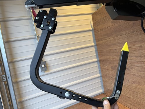 Bruno VSL-6000 Curb Sider Wheelchair Lift with 400lb Capacity/with ...
