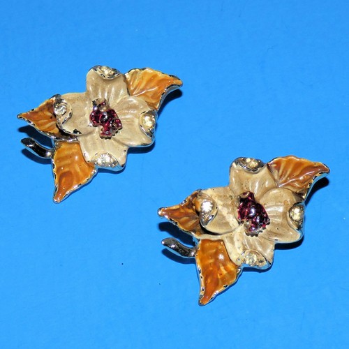 Vintage Enamel Flower Brooch Pin Set Duo Pair Rhinestone Leaves Leaf ...