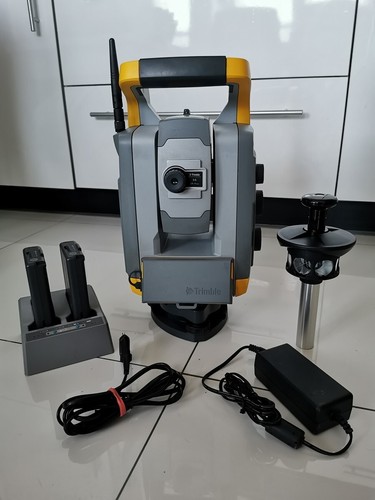 Trimble S6 5" DR+ VISION robotic TS with accessories, calibrated ...