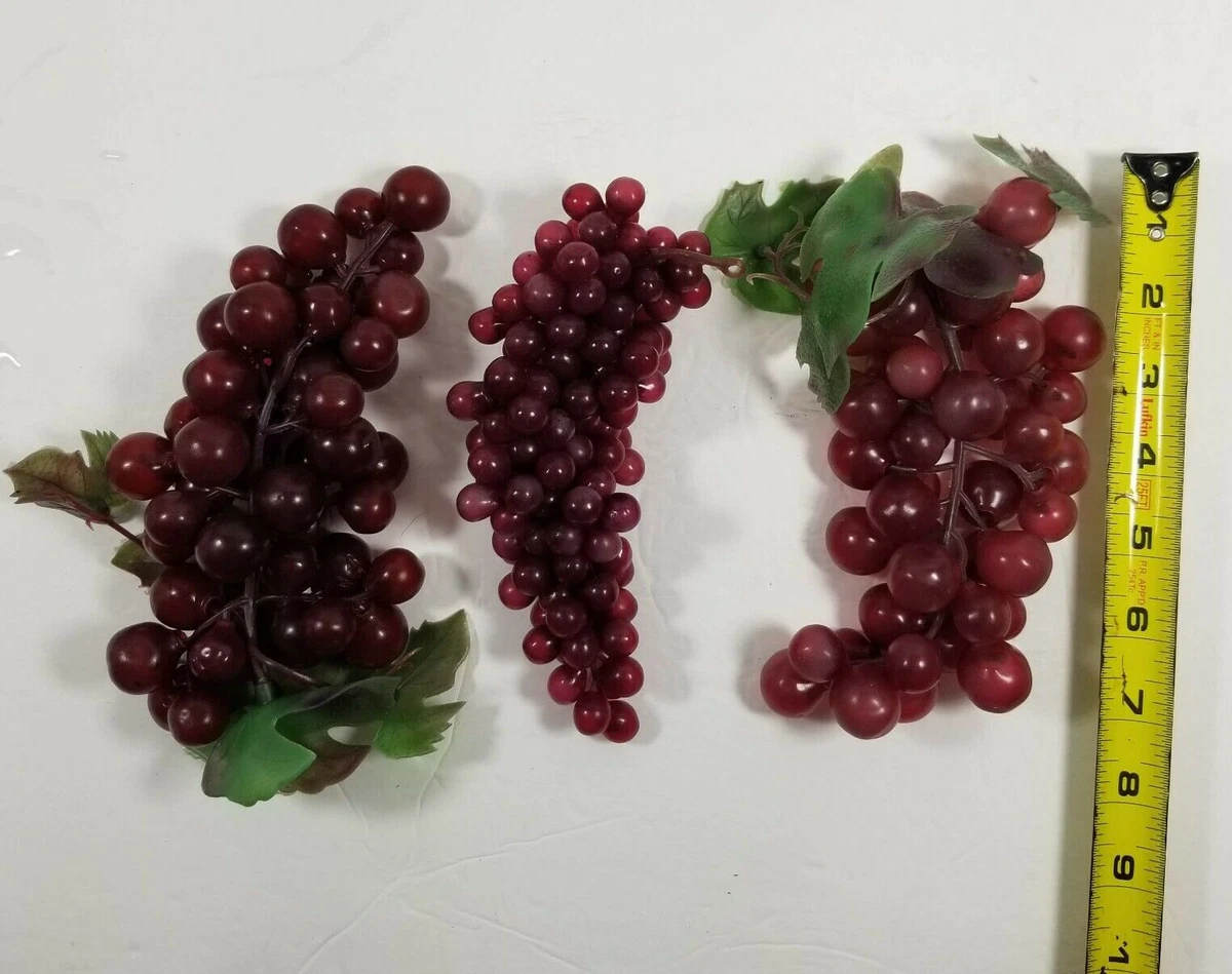 Small Plastic Grape Clusters