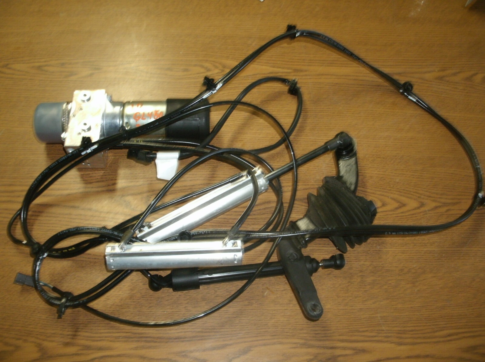 2006-2012 Mercedes GL450 ML350 Trunk Lid Tailgate Hydraulic Pump Motor ...