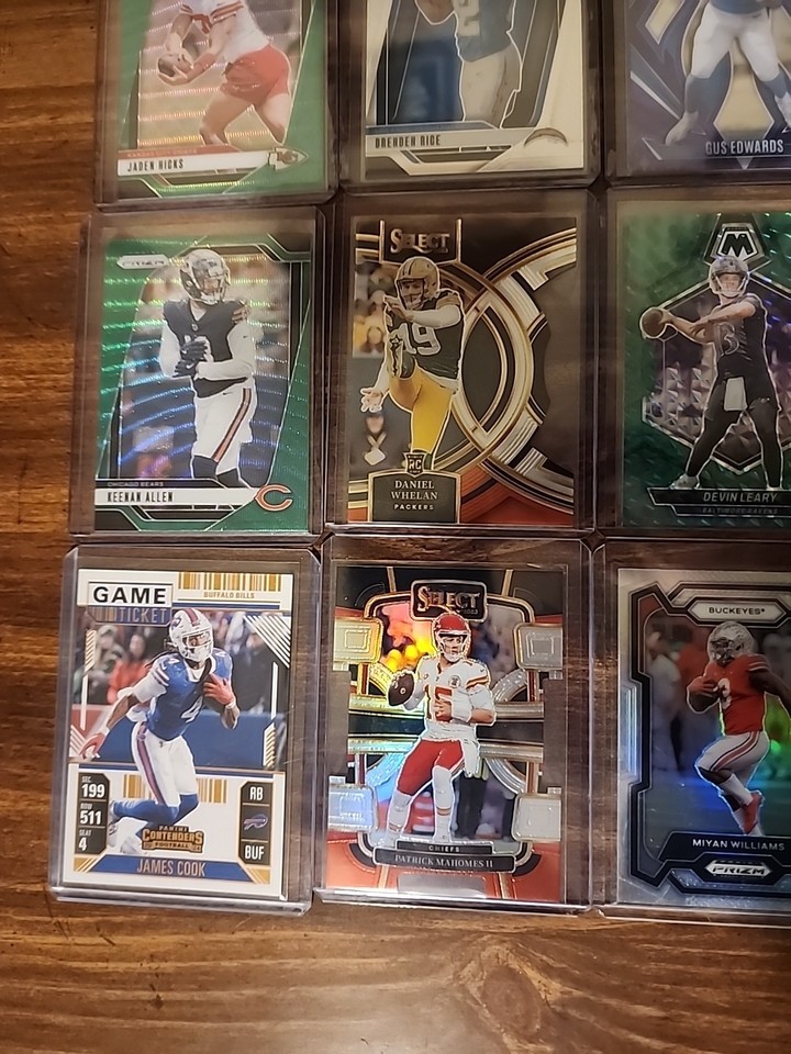 225 NFL Football Card Lot, Inserts, & Rookies, Mahomes Die Cut, Hurts ...