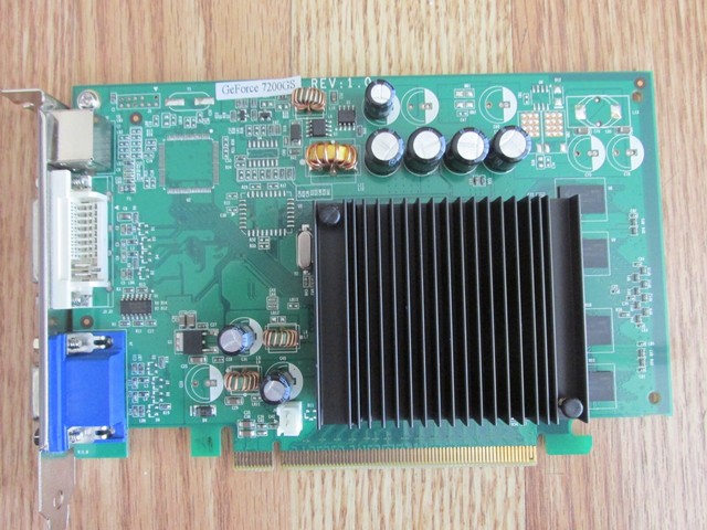 EVGA NVIDIA GeForce 7200 GS (512P2N430LR) 512 MB GDDR2 SDRAM PCI ...