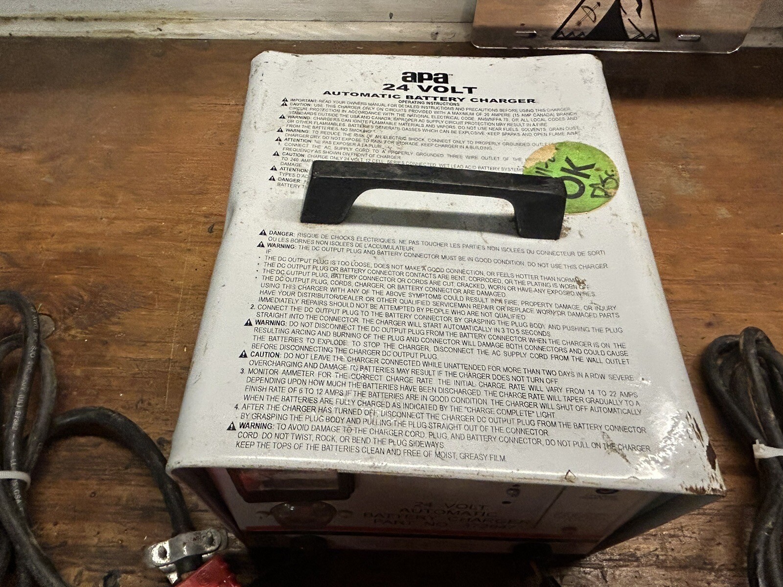 APA 24 Volt Automatic Battery Charger Model 11810 for sale online | eBay