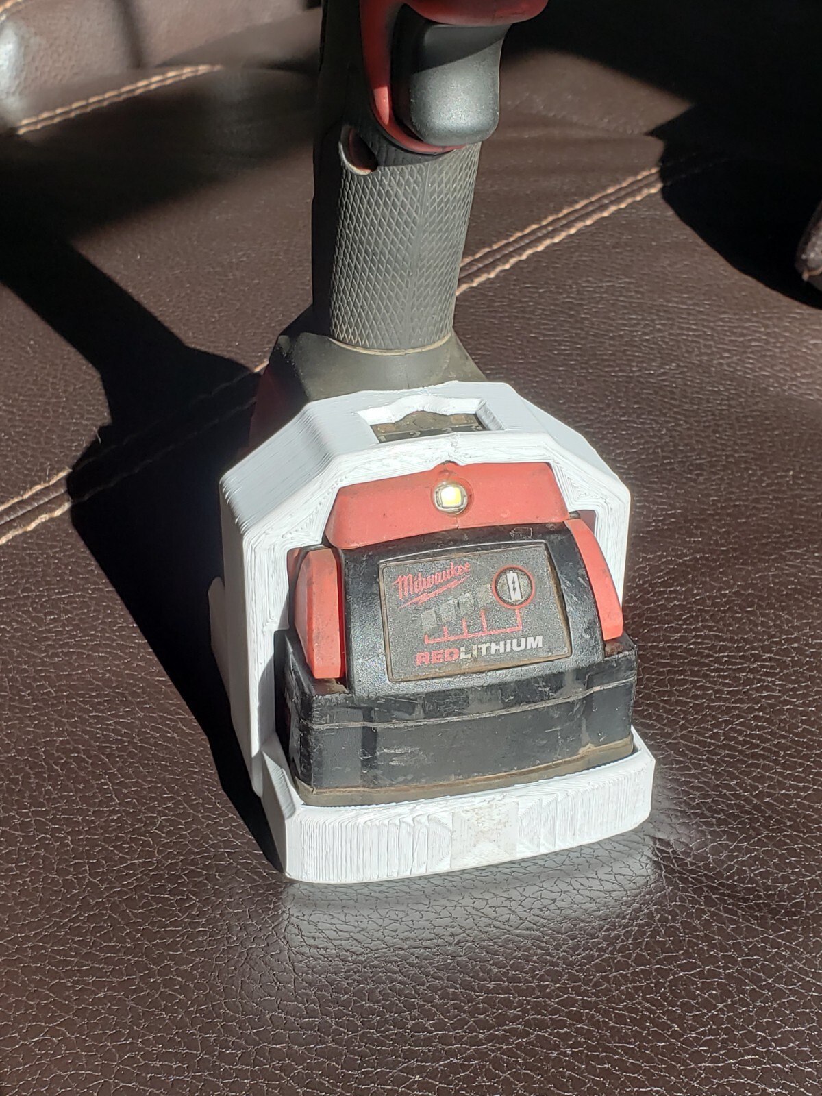 M18 High Torque Battery Strap/Hold Down For 5.0 AH Battery On 2767 (3D ...