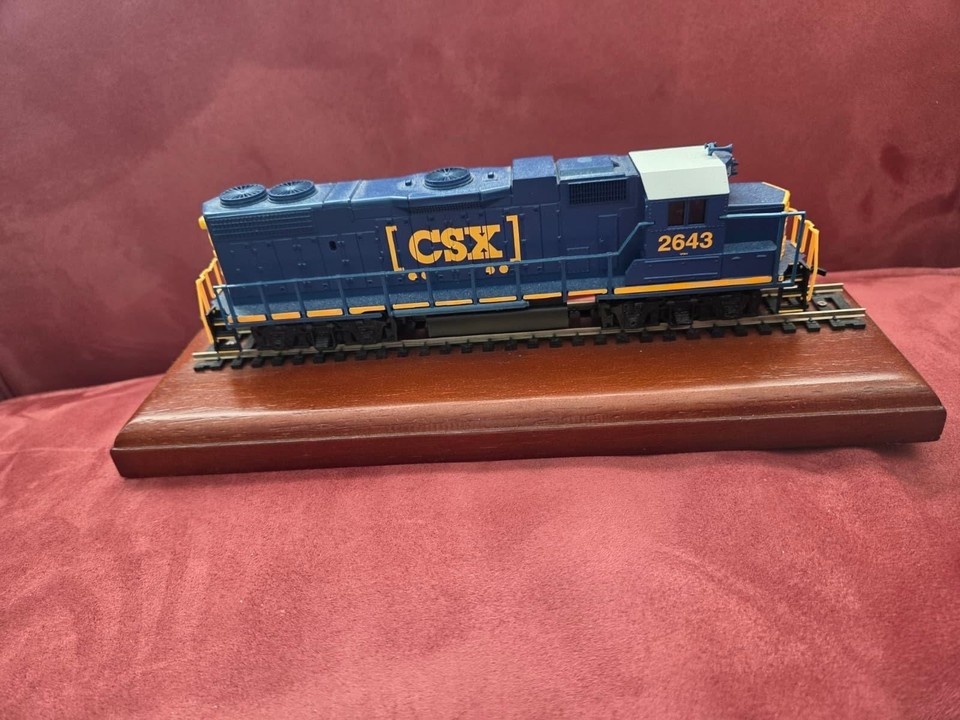 Life-Like HO Scale CSX Diesel Locomotive | eBay