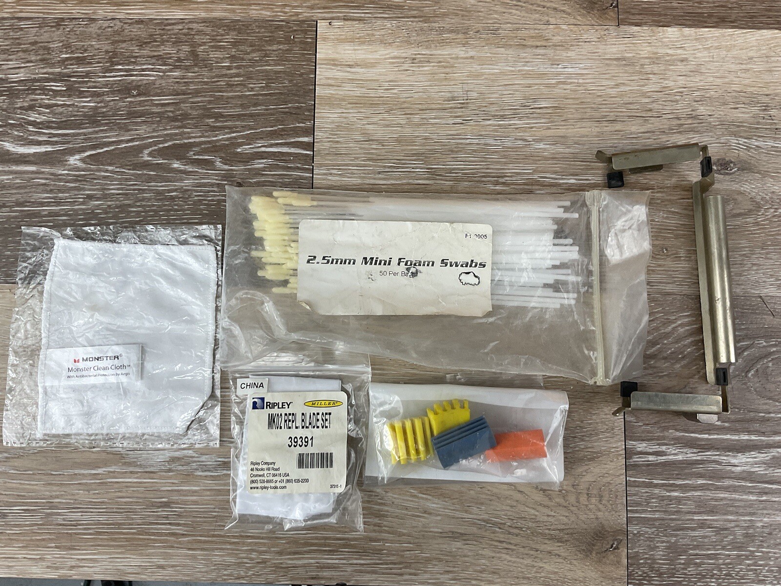 Fujikura FSM-18S Fixed V Groove V01.38 Single Arc Fiber Fusion Splicer ...