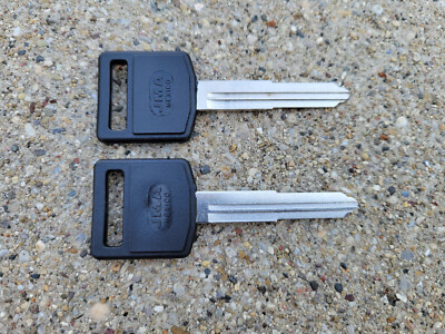 TWO Suzuki Key Blanks-Bandit, Boulevard, GS, GSF, GSX, Intruder ...