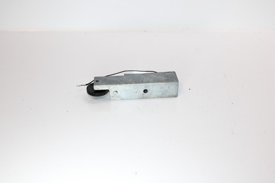 Triang Hornby OO Gauge X391 Large Working Synchro Smoke Unit - No ...
