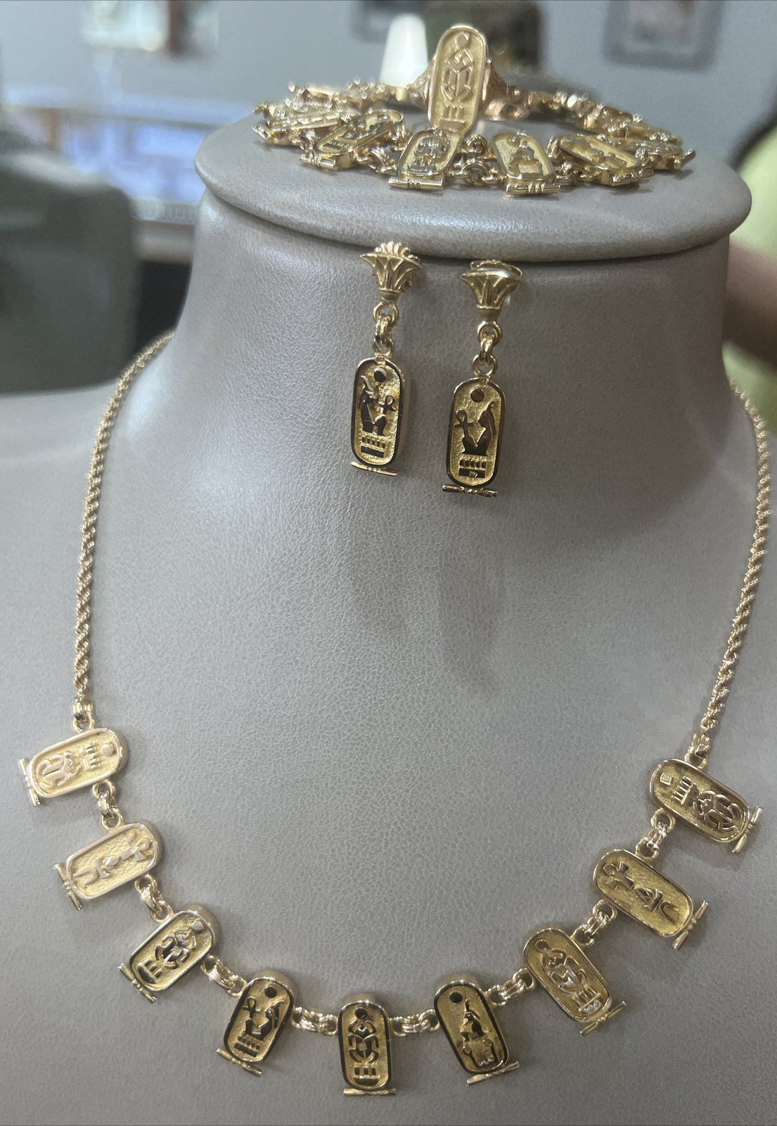 18K Yellow Gold Egyptian Cartouche Symbols Hieroglyph… - Gem