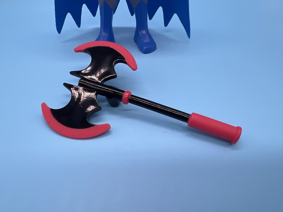 Batman The Brave & The Bold (Battle Axe) Batman | eBay