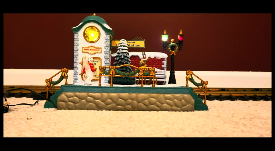 New Bright Holiday Express Musical Clock Tower Station with Bear No ...