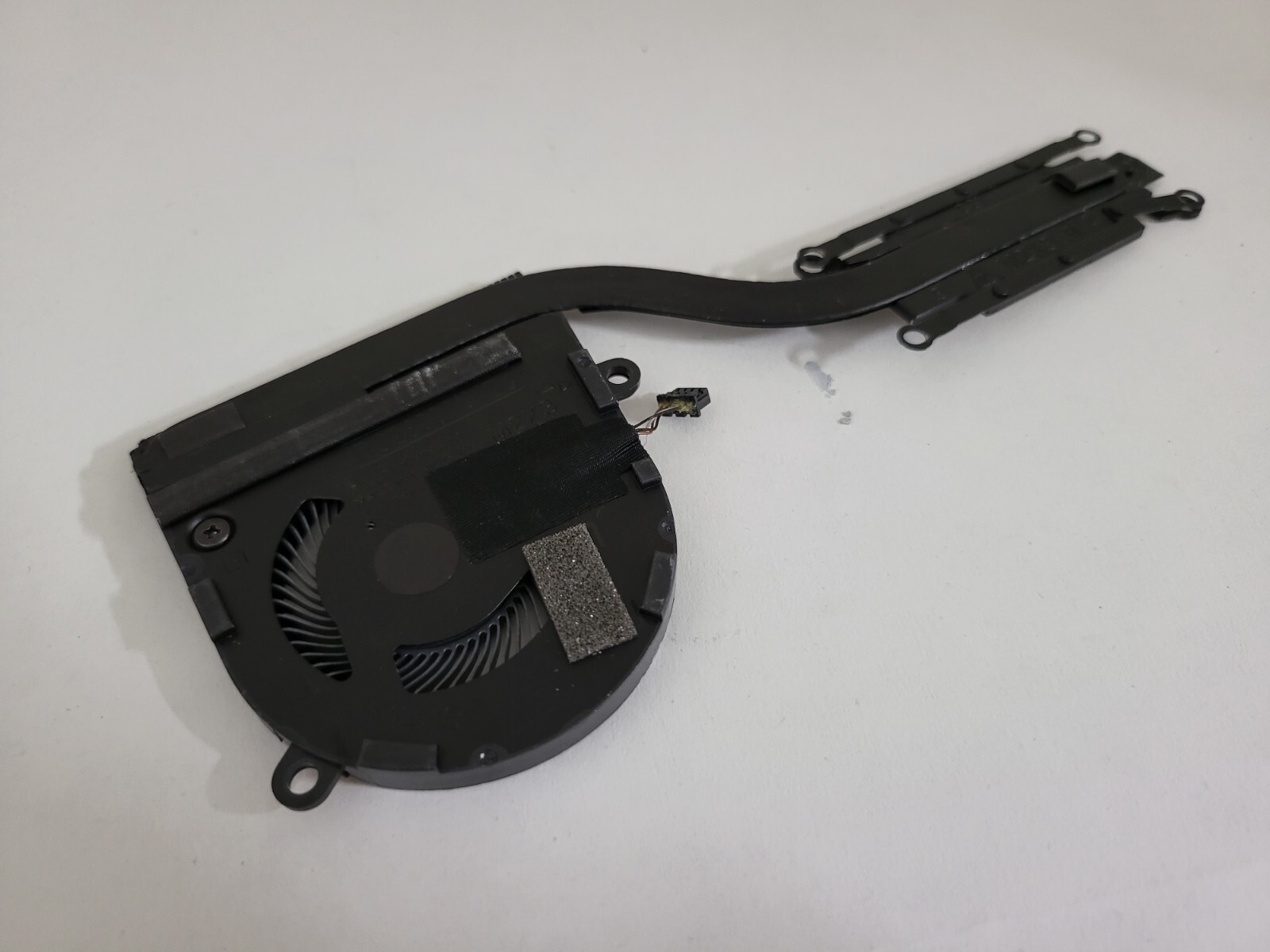 Genuine Dell Latitude 7400 14" Laptop CPU Cooling Fan w/ Heatsink HCYN0 ...