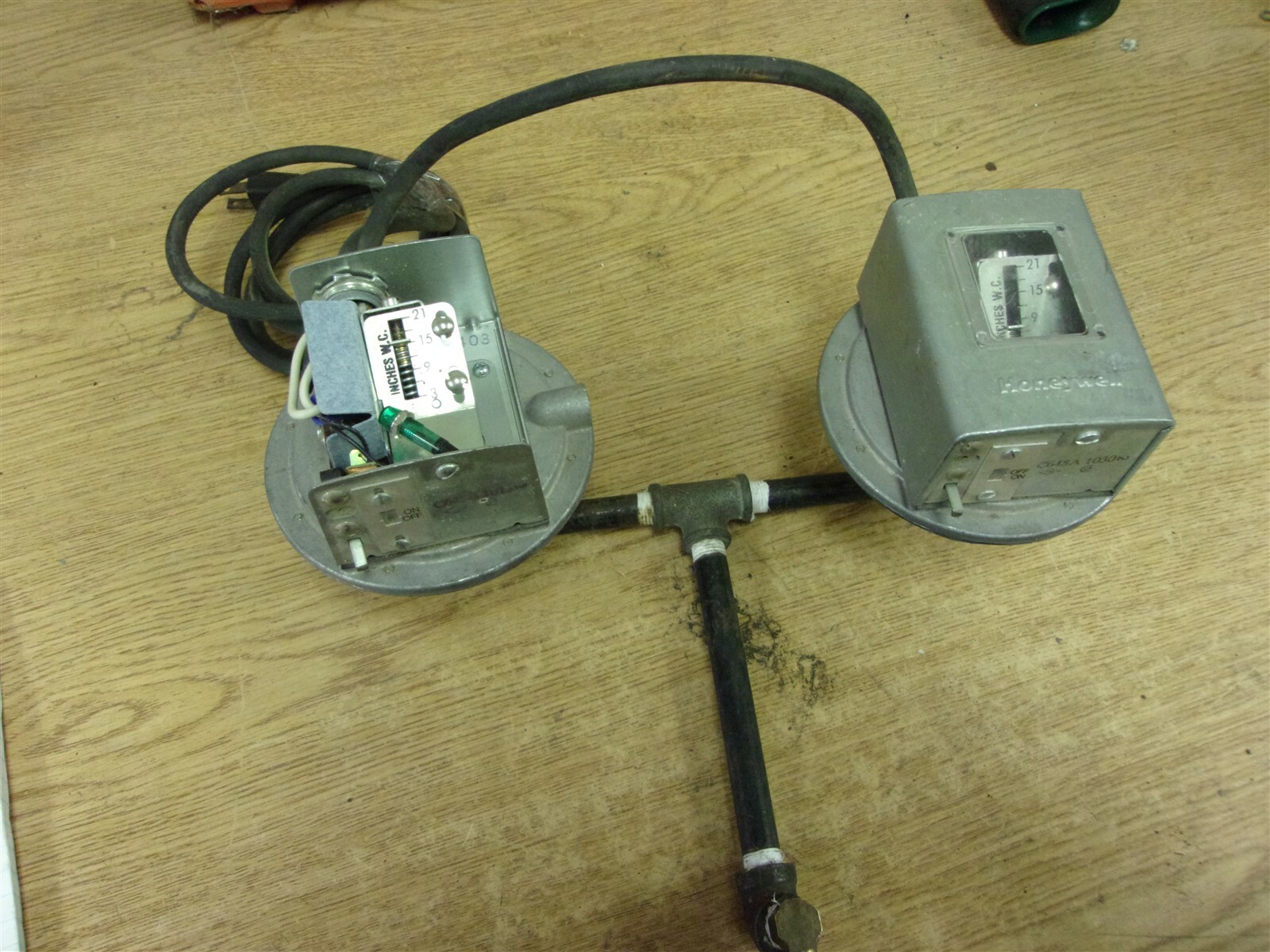 Honeywell C645A 1030 Gas/Air Pressure Switch Assy C645B10132 *FREE ...