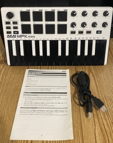 Akai MPK mini 25-Key Synth MIDI Keyboard USB, Pads/Arpeggiator, Cable ...