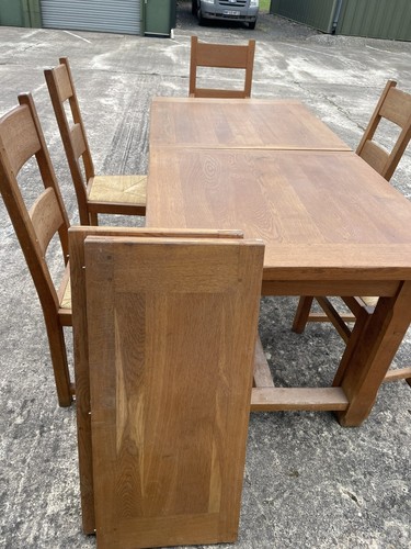 Solid Oak extending dining table and 6 Solid Oak Dining Chairs | eBay UK