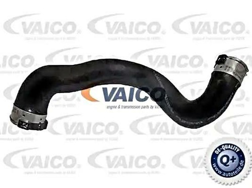Charger Intake Pipe VAICO Fits MERCEDES C204 C207 S204 S212 W204 ...