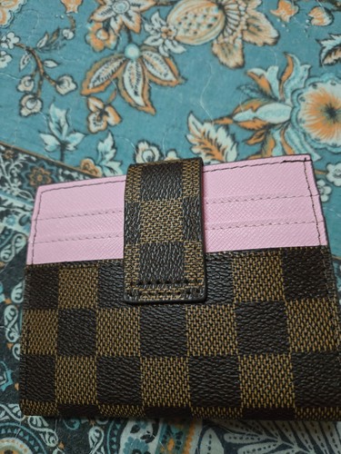 Louis Vuitton Women's Brown checkered Leather Wallet With Pink | eBay