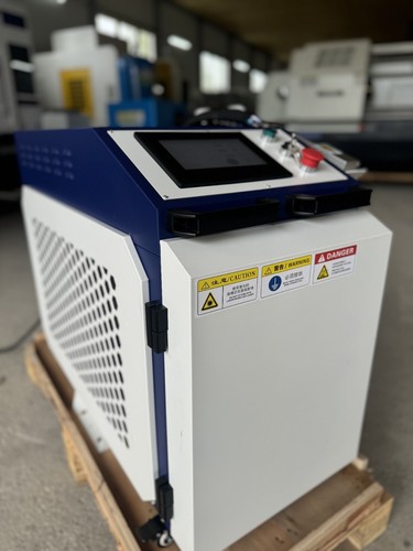 1500W Handheld Fiber Laser Cleaning Machine Rust Oil Paint Removal for ...