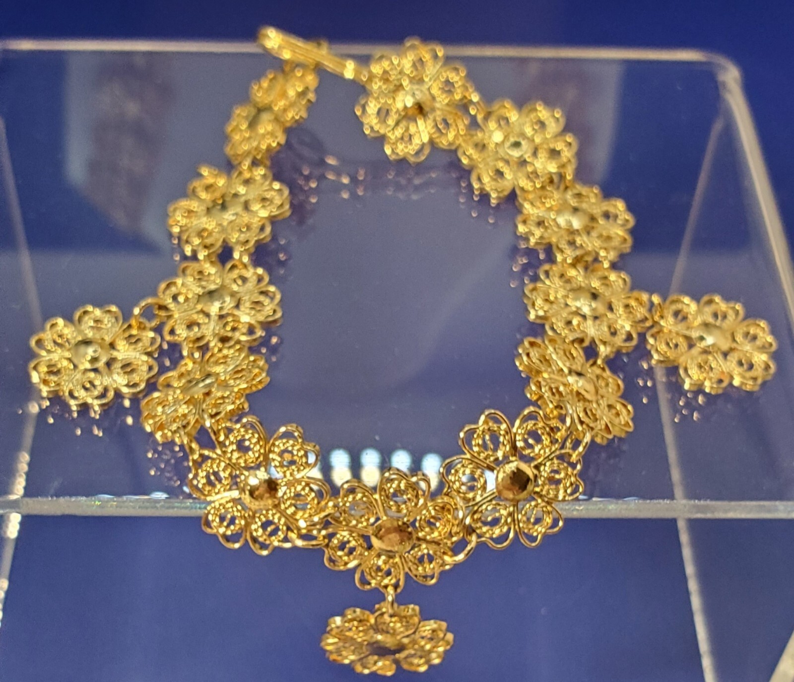 Amazing Gold Plated Indian Wedding/Bollywood Set Necklace,Bracelet ...