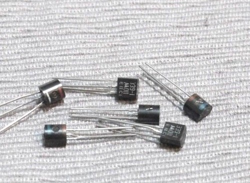 20pcs MOTOROLA 339-1 PNP TO92 Transistor NOS | eBay