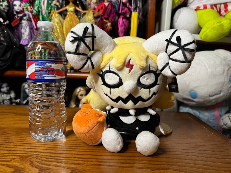 Makeship Izzzyzzz plush Izzy GITD YT Limited Edition Preowned! | eBay