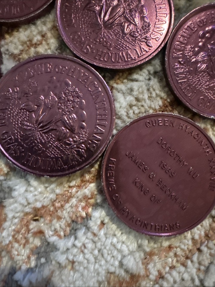 Lot of 38 Vintage Mardi Gras Doubloon Tokens Carnival Parade Coins ...
