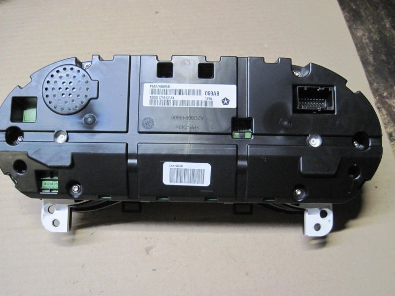 Speedometer Cluster 140 MPH 3.5" Display Screen Fits 16 CHEROKEE 173049 ...