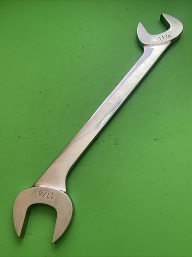 Snap-On Tools USA 4-Way Open-End Angle Head Wrench SAE Size 1-1/4 ...