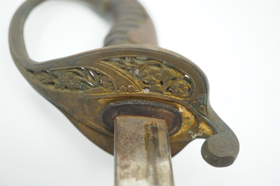 Japanese Type 19 Parade Saber WW2 Shin Gunto Officers Sword Original ...