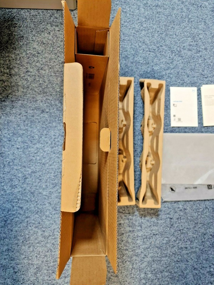 Dell Latitude 7020 Empty Box With all internal cardboard Packing ...