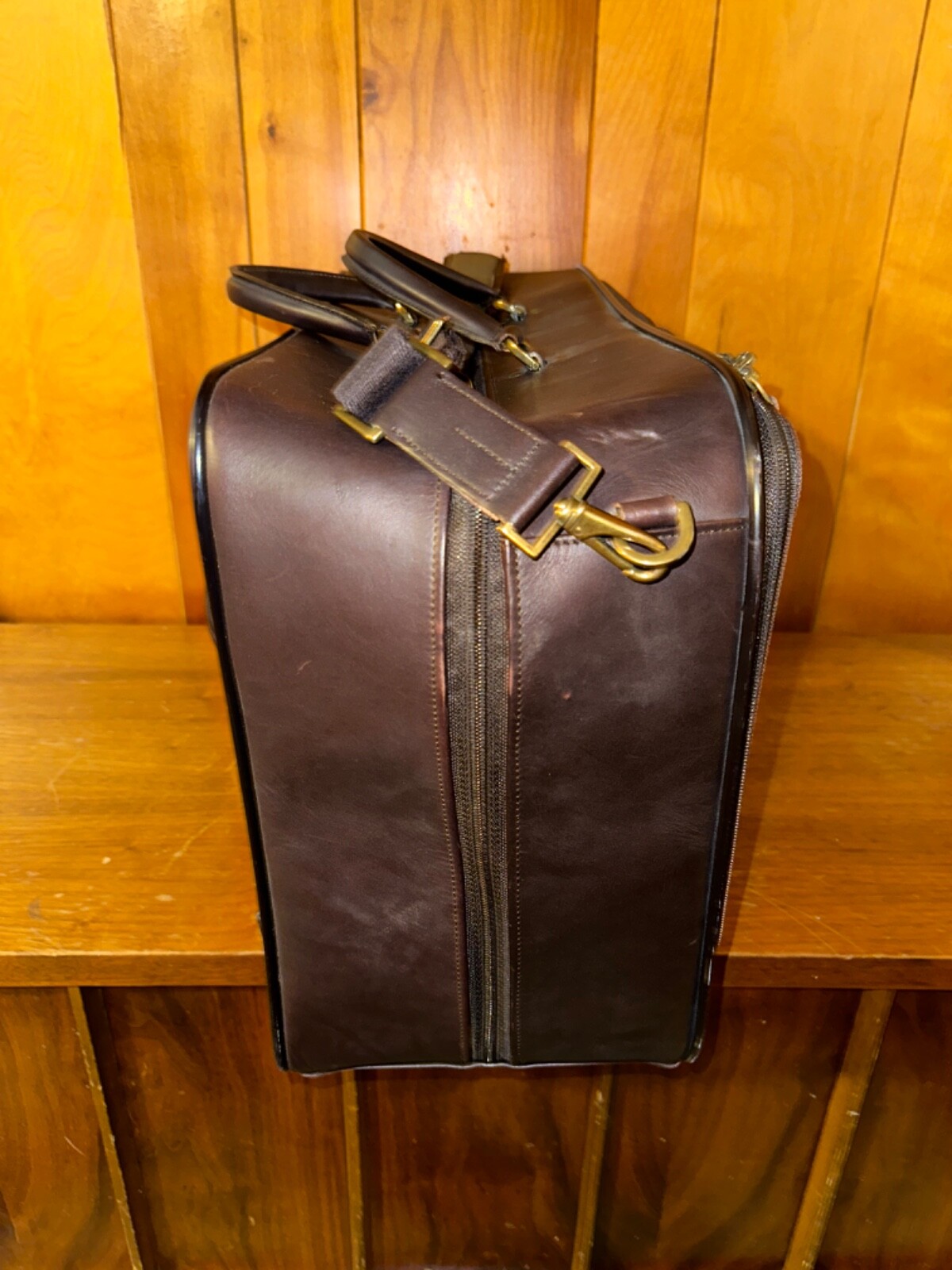 Hartmann Soft Sided Suitcase: "The Luxe Collection" WITH garment bag ...