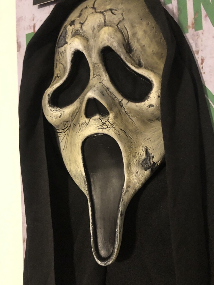Ghostface Aged Mask Scream VI Billy Loomis Tagged Official Fun World ...