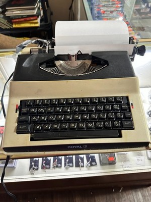 Royal Apollo 10 Electric Typewriter SP-8000 w/ Cover VTG Working APOLLO ...