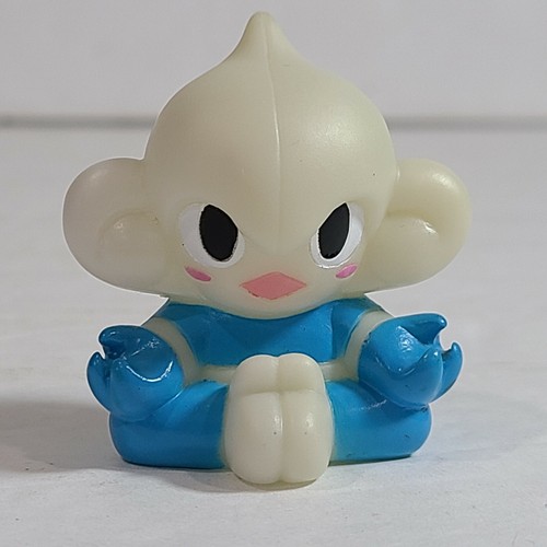 2004 Pokemon Finger Puppet Meditite Figure Gotta Catch Them All ...