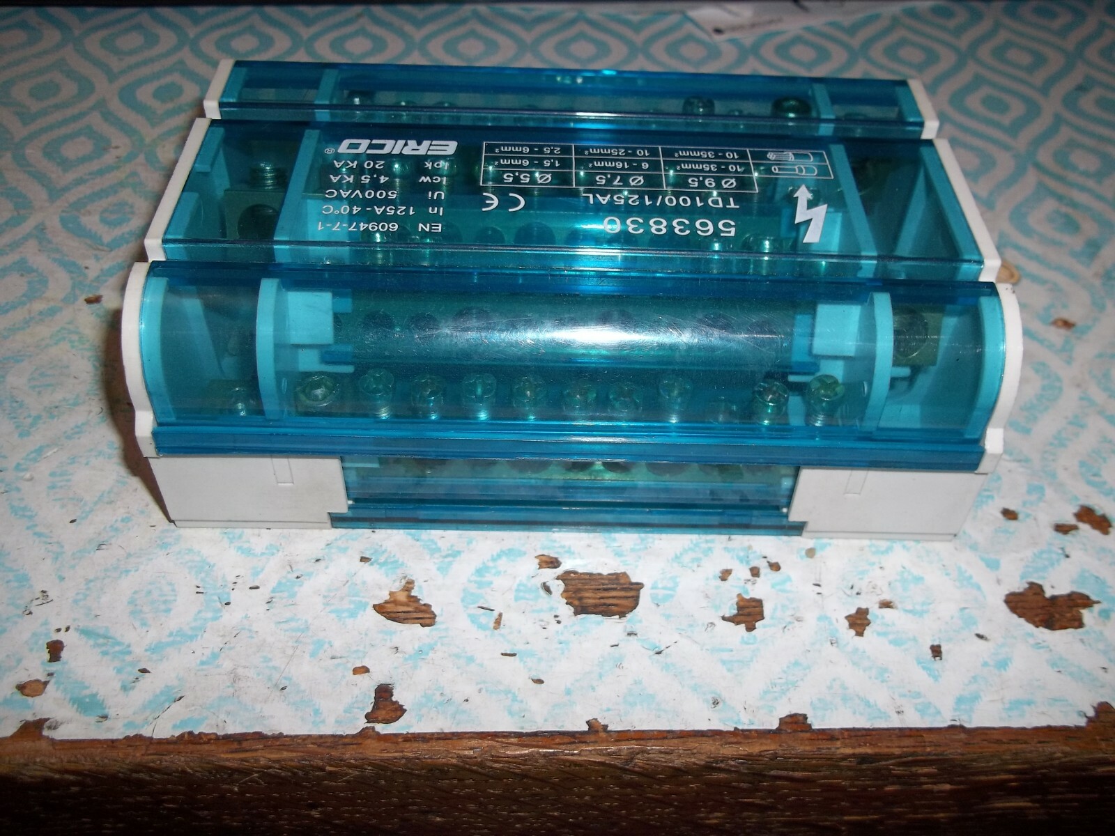 ERICO 563830 TD100/125AL 60947-7-1 POWER DISTRIBUTION BOX (282-3) | eBay