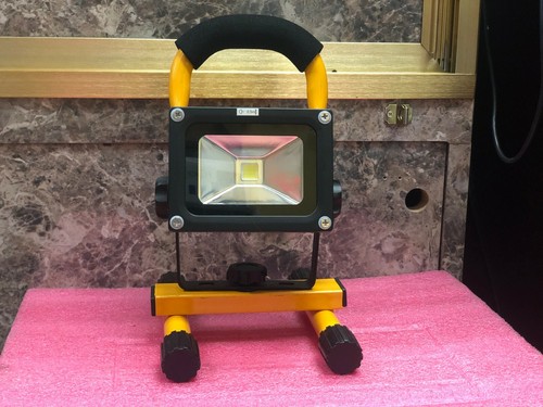 LOFTEK 10W Work Light Portable LED Outdoor Flood Light | eBay