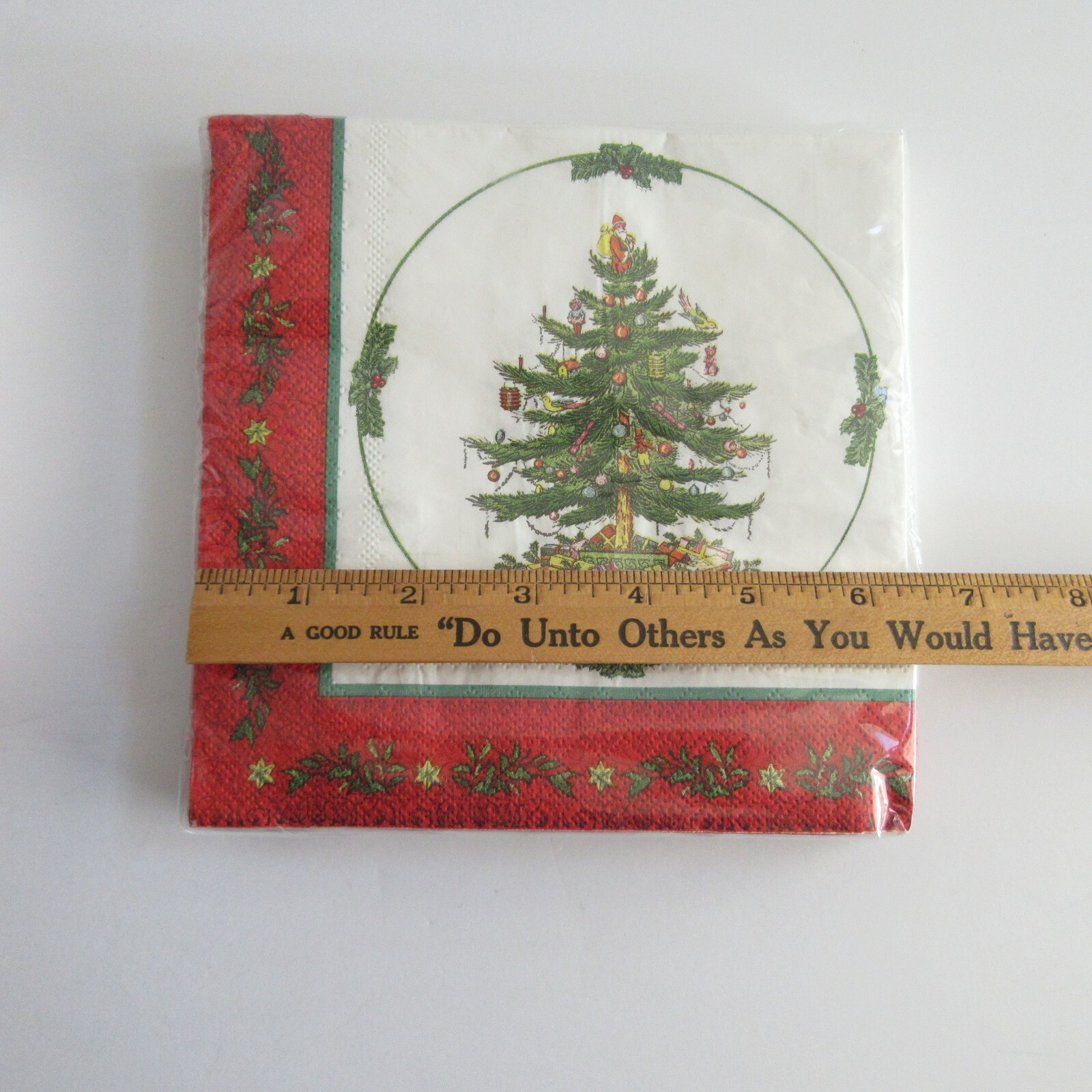 Christmas Paper Napkins Spode Dinner 24 count and TAG Cocktail Napkins ...