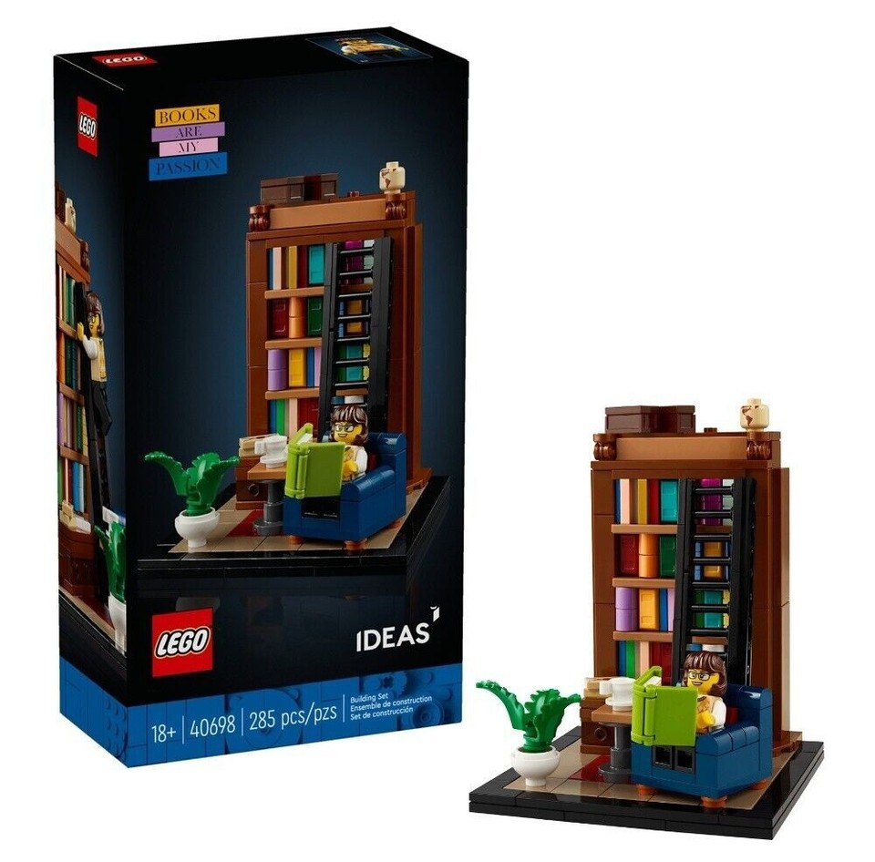 LEGO BOOKS are my PASSION Set 40698 Teacher library librarian minifig ...