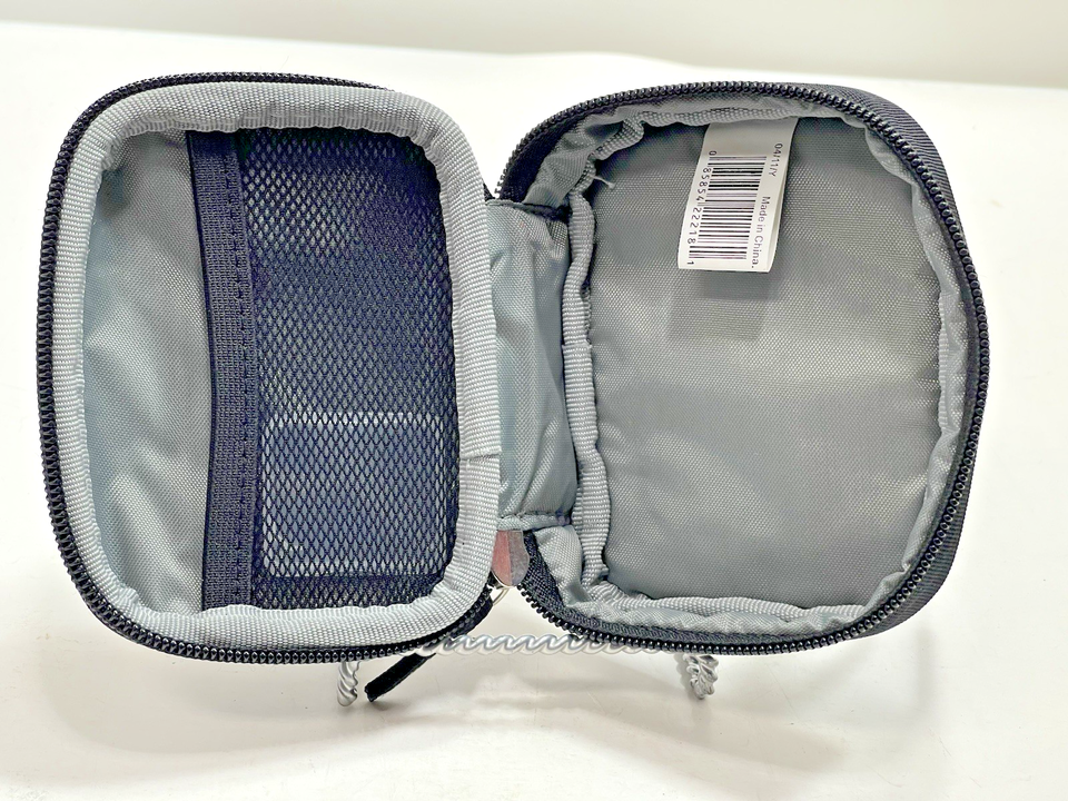 Case Logic Small Padded Camera Case With Zipper Closure Black with Belt ...