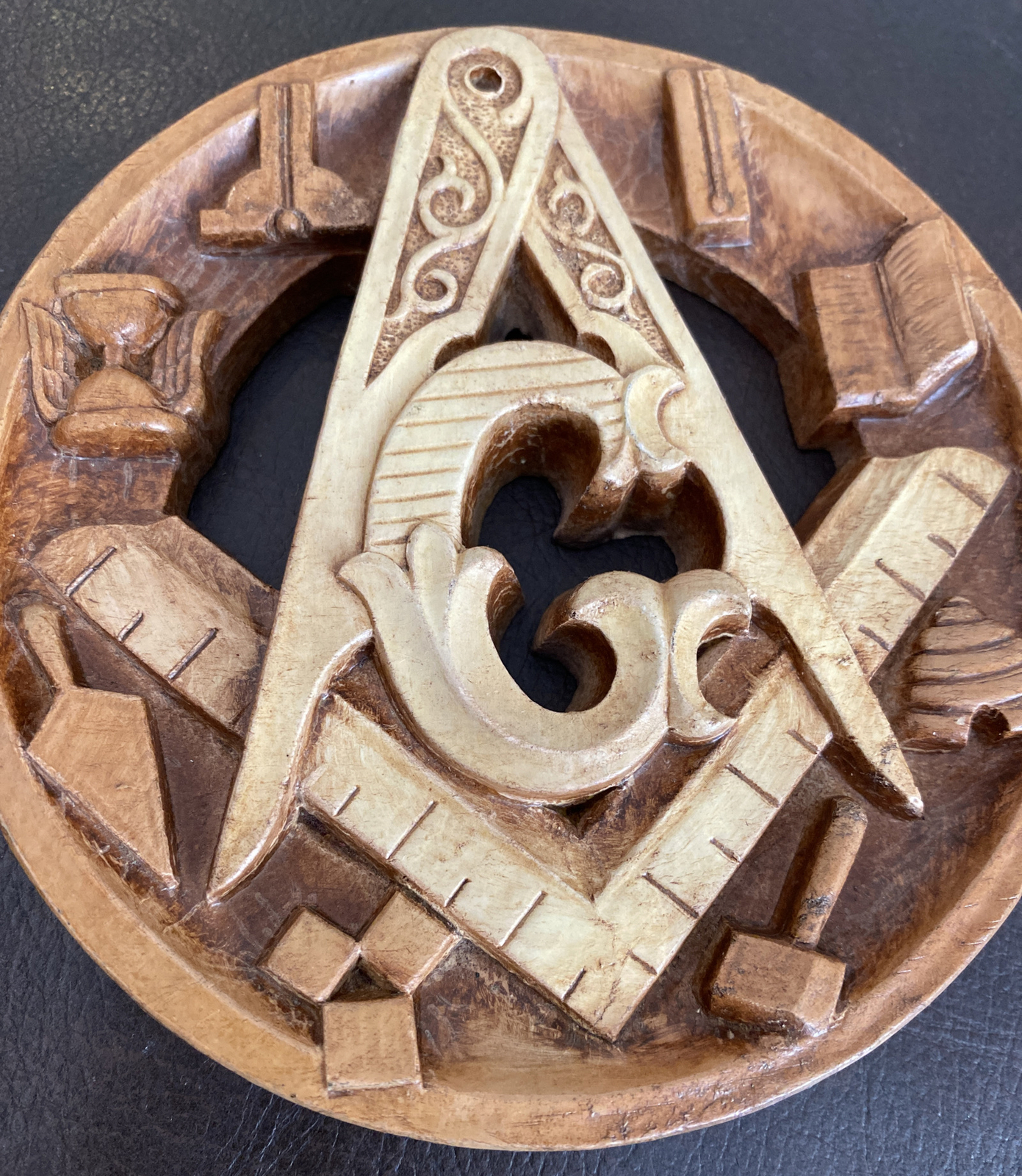 VTG Free Masons Masonic Shriners Resin 4.5”Round Wood Wall Hanging ...