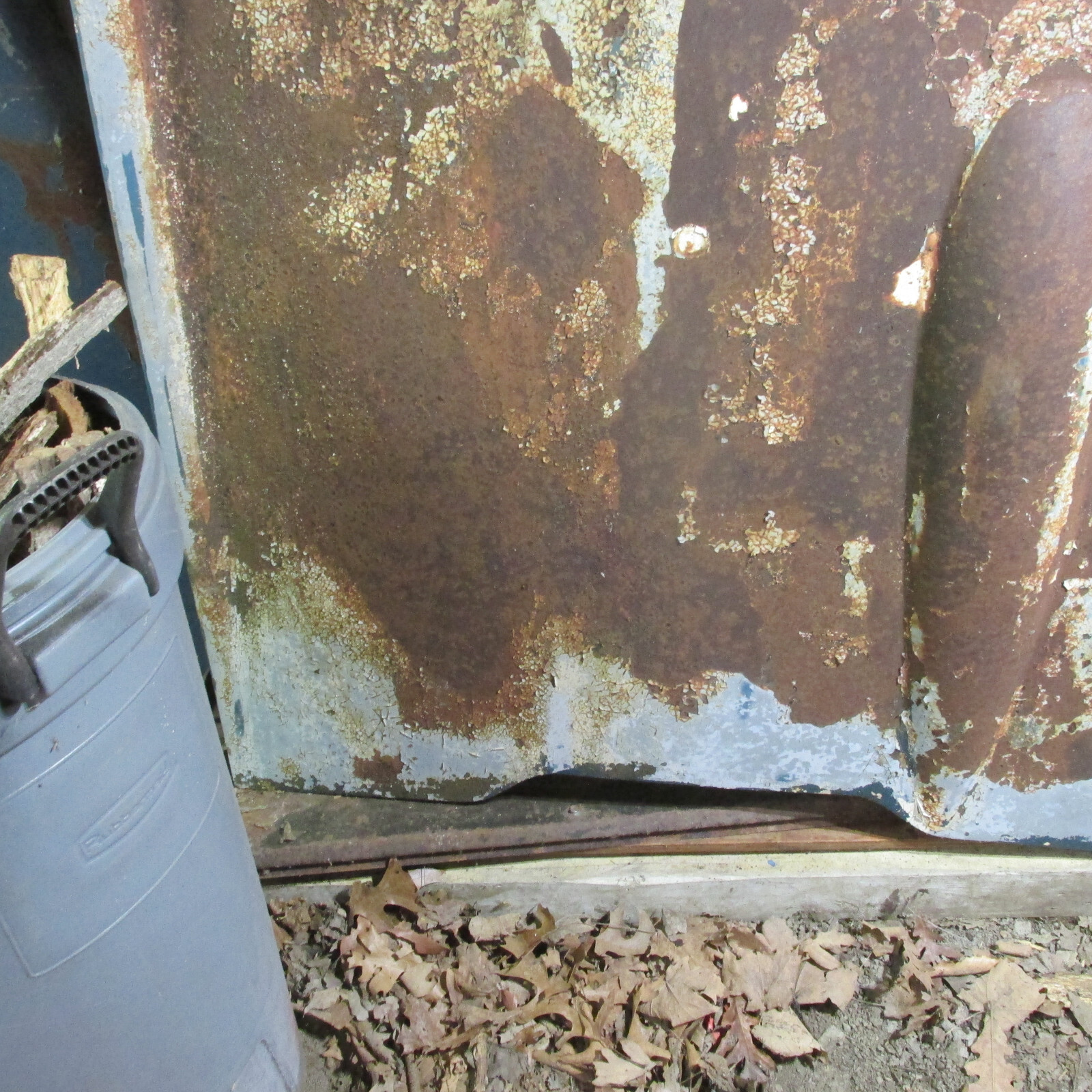 Triumph TR4 Hood, Bonnet, OEM, looks like long bubble Seams solid with ...